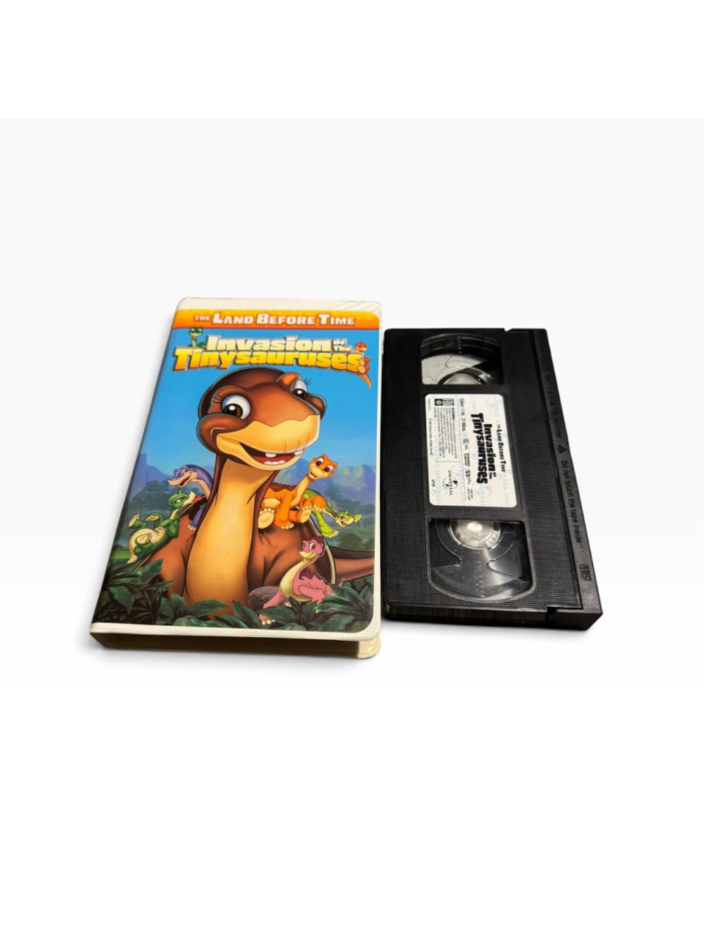 Universal | Media | Y2k 205 Universal The Land Before Time Invasion Of ...